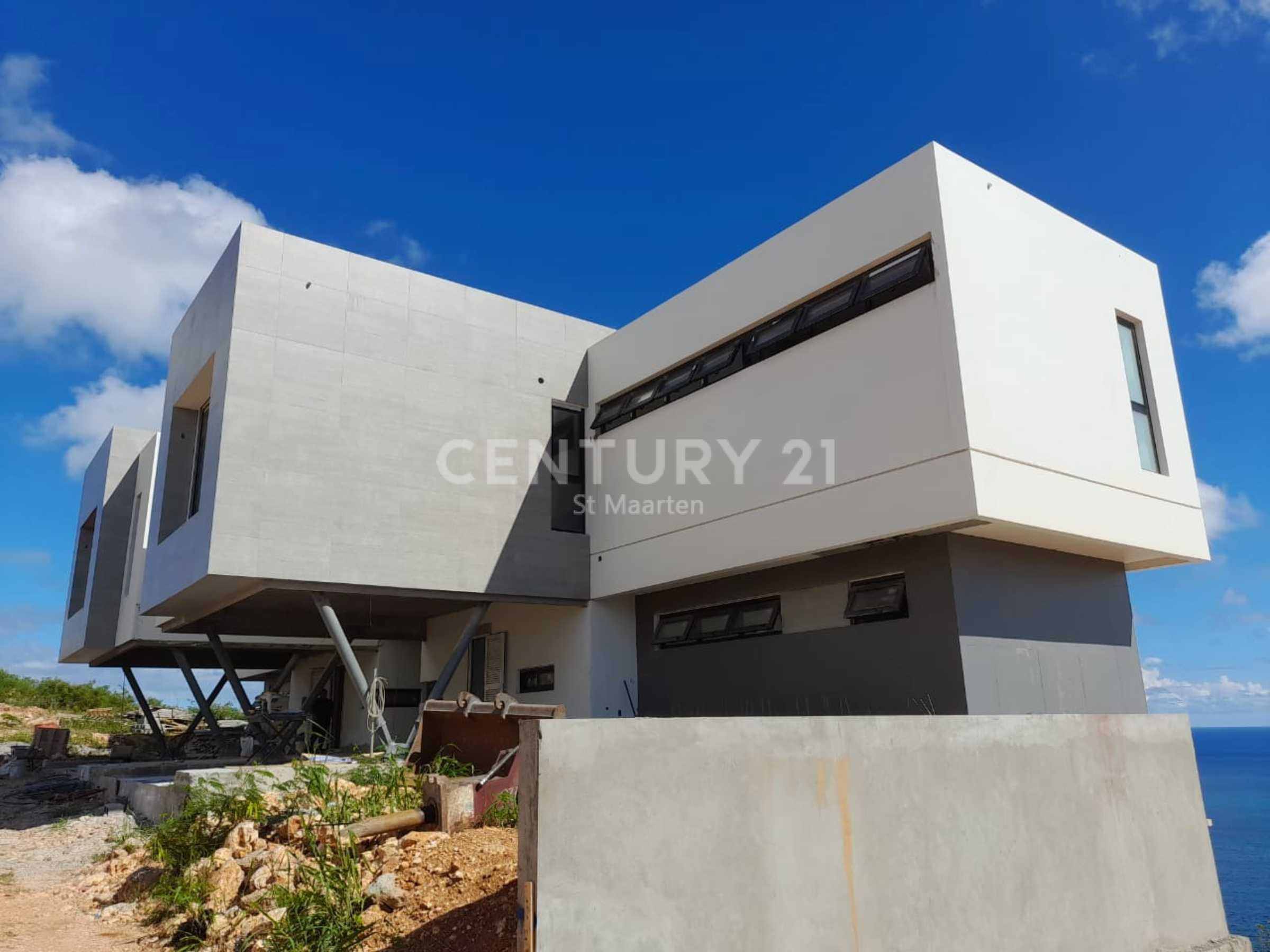 Tepui 104 Cliff Edge Two Bedroom Duplex Condos For Sale